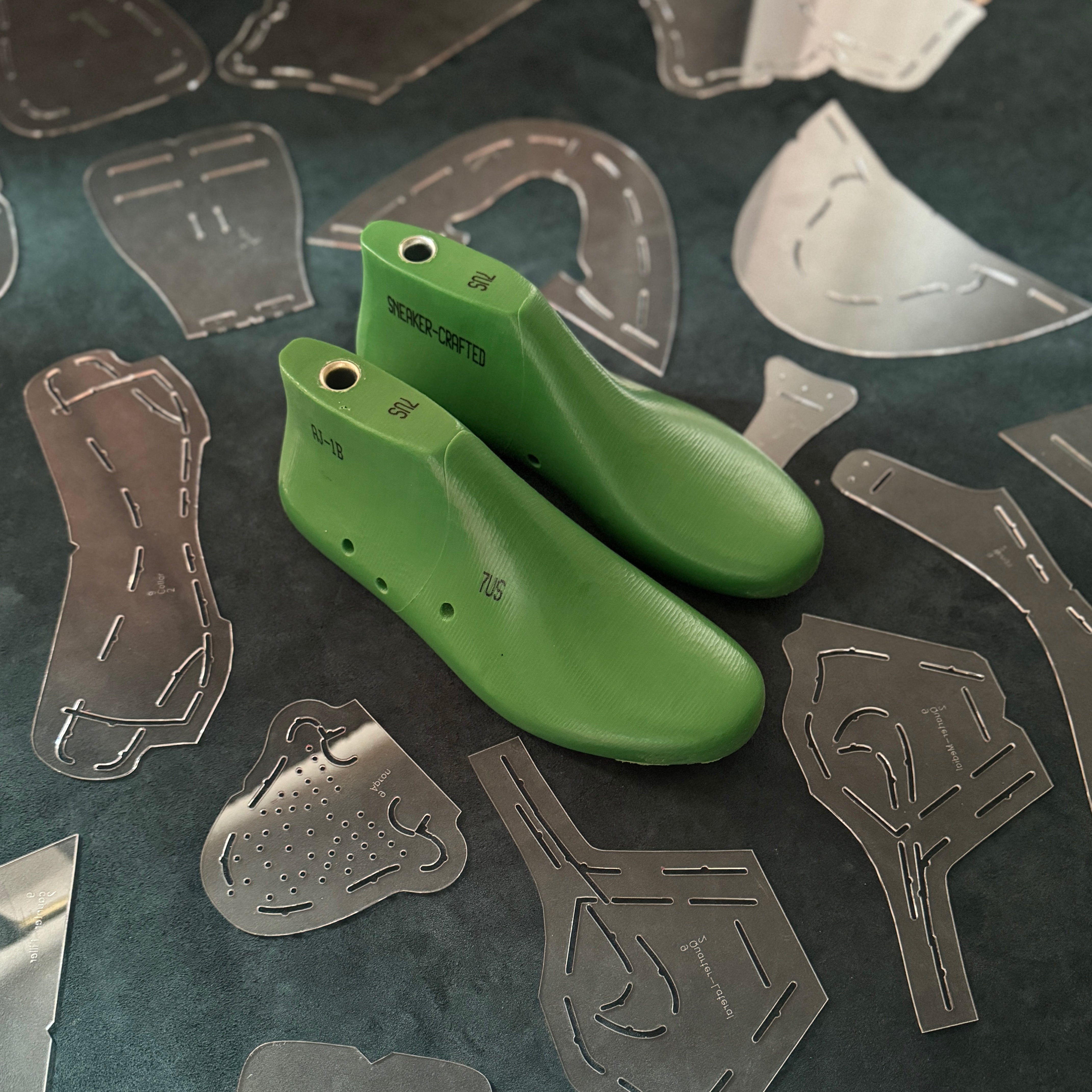 PATTERNS & LASTS – Sneaker Crafted